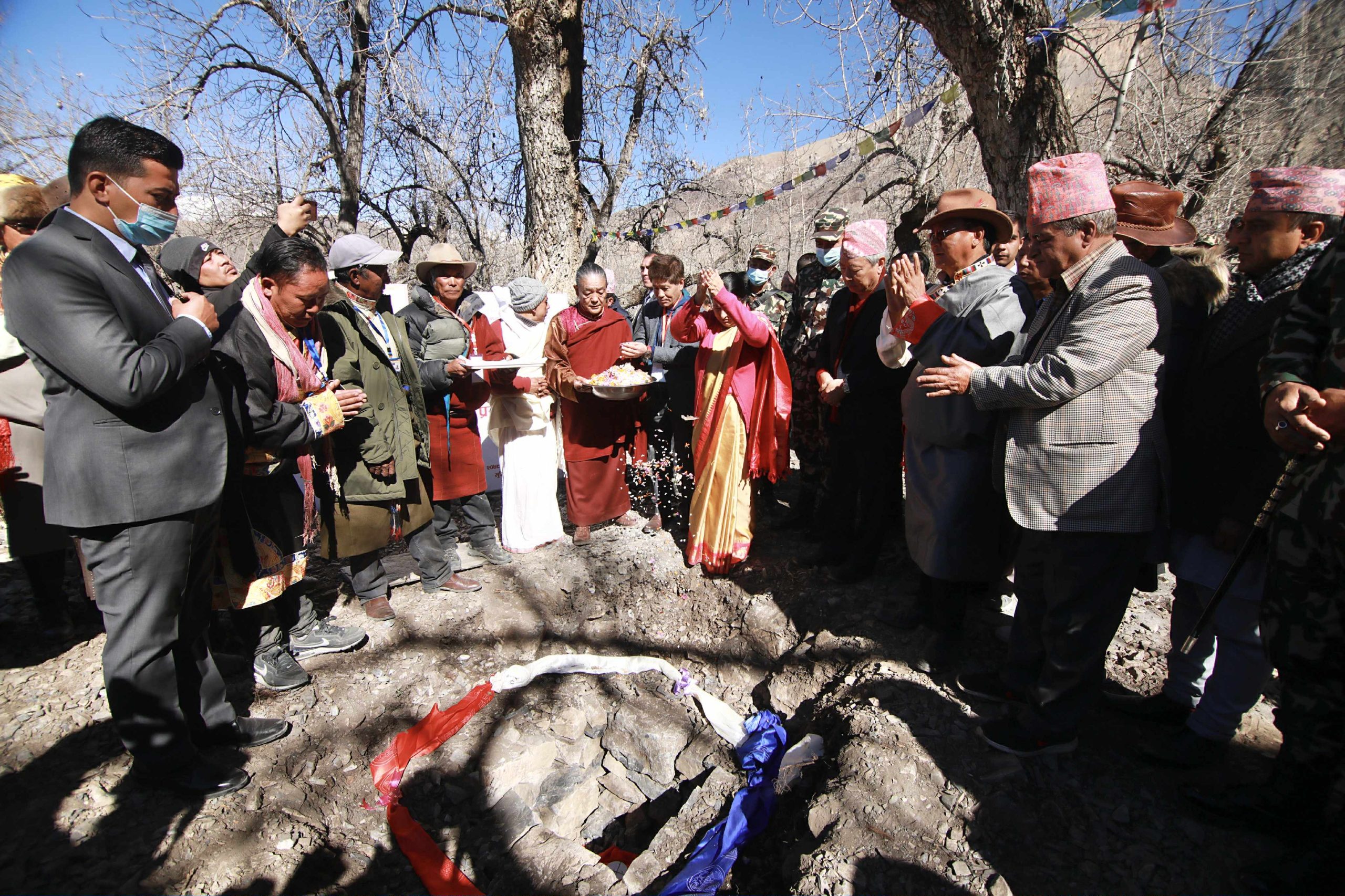 35-Foot Vishnu Statue Construction in Muktinath Progressing | News ...